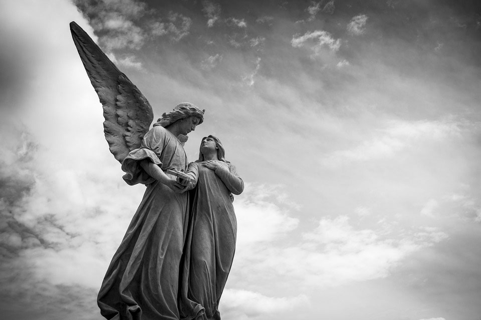 Angel - Dream Meaning, Symbolism and Interpretation | Dream Glossary