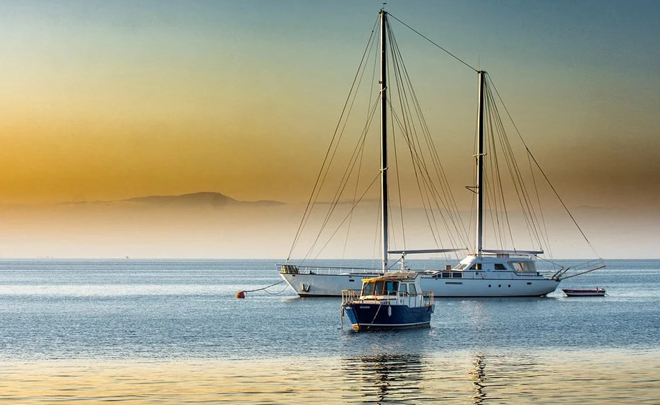 To Dream About Yacht – Meaning and Symbolism | Dream Glossary