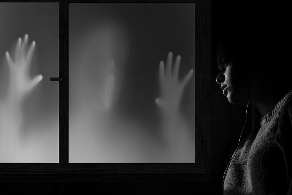 Ghost in a Dream – Meaning and Symbolism | Dream Glossary