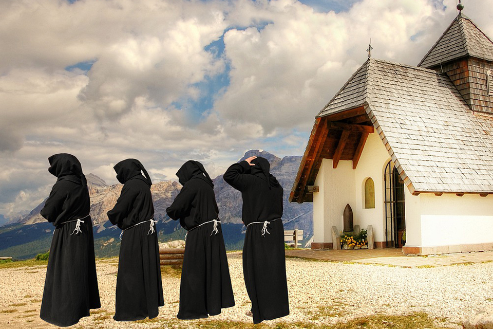 Monk in a Dream – Meaning and Interpretation | Dream Glossary