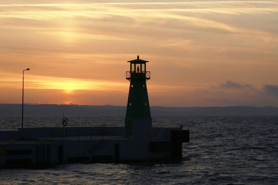 To Dream About Quay – Meaning and Symbolism | Dream Glossary